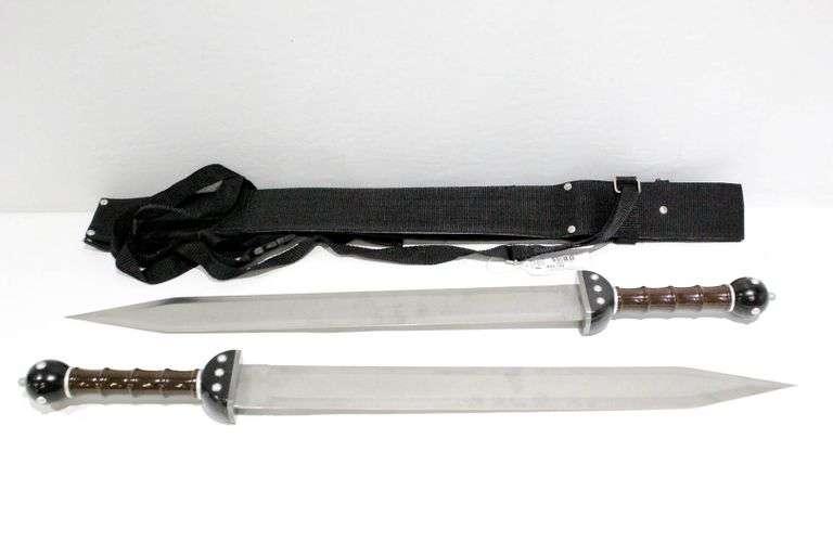 Gladiator Knives - Warrior TWI Ser #44 - two knives - Bunting Online ...