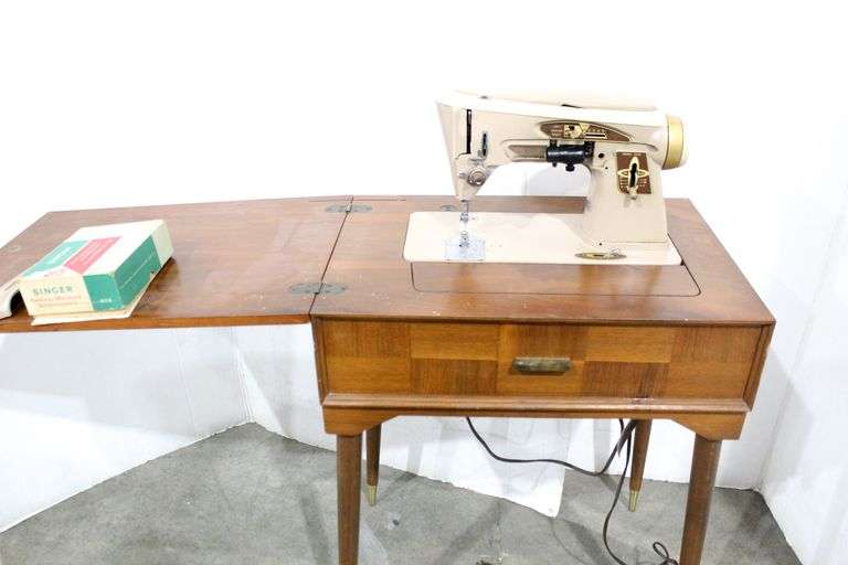inger Model 503A Slant-O-Matic Special Sewing Machine with Accessories ...