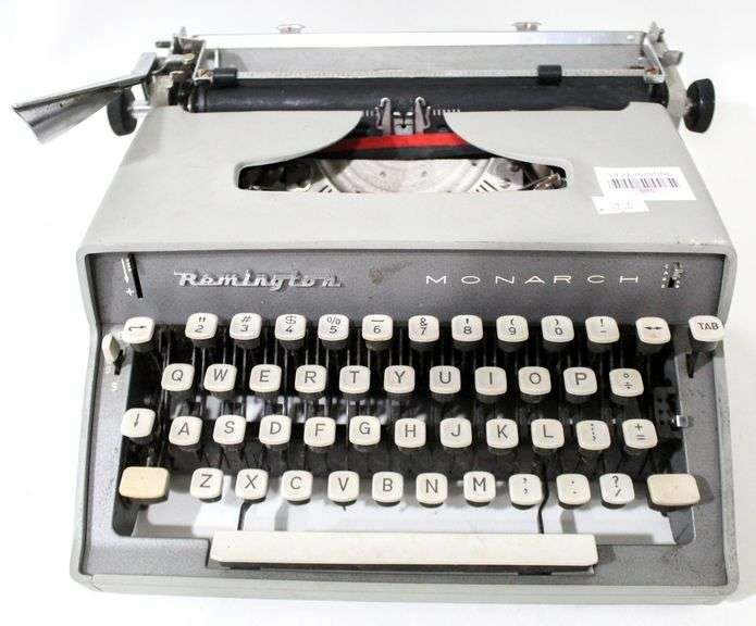 Remington Monarch Portable Typewriter by Remington Rand Holland Circa ...
