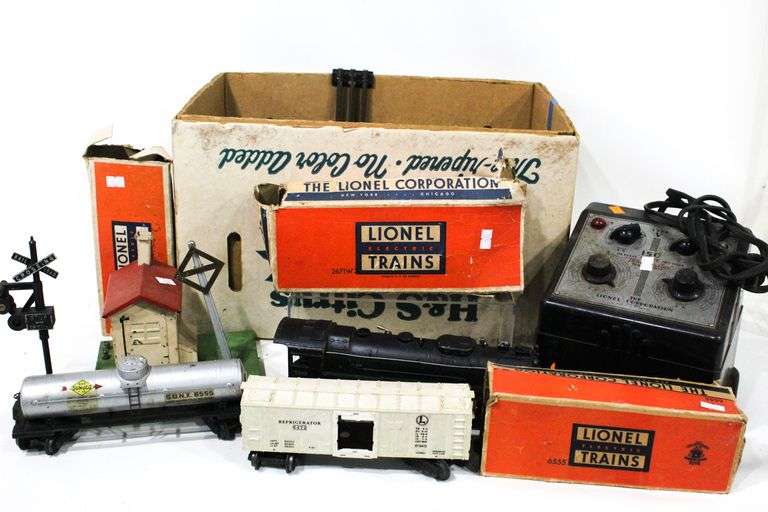 1940s-1950s Lionel Train Collection: Lionel 726 2-8-4 Berkshire Steam ...