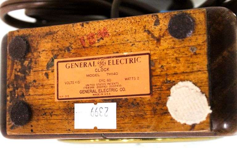 Vintage Clock Retro 1940s General Electric, Model 7H140, Wood, Square ...