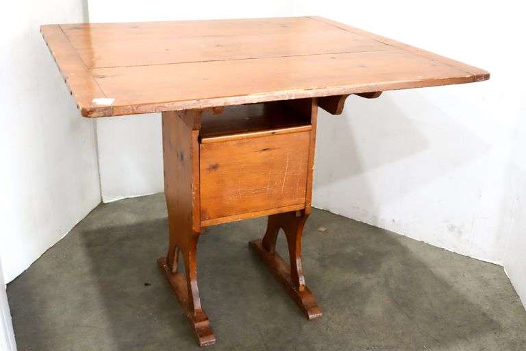 Antique Wide Plank Pine Settle Table - Top Tilts Up to Make A Lift Top ...