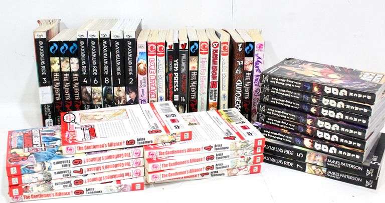 Manga Book Collection includes Maximum Ride by James Patterson book 3 ...