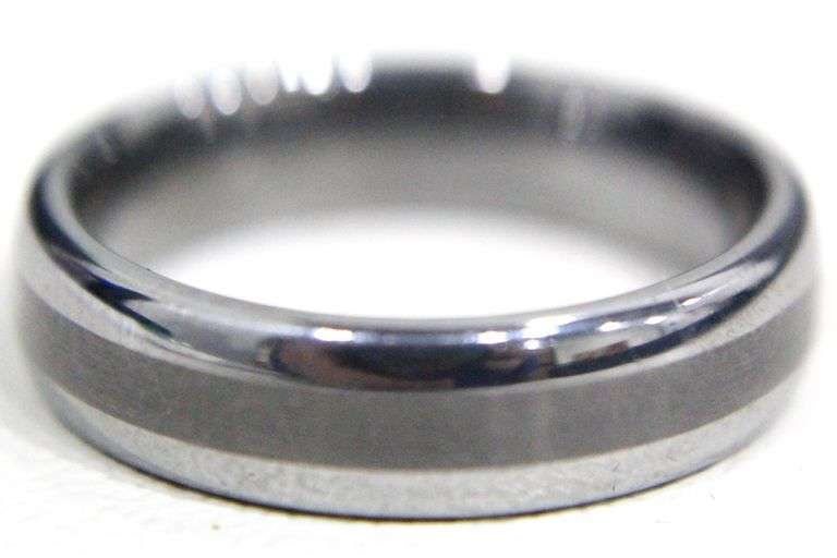 Tungsten Ring marked Artcarved Tungsten Carbide. Size 10. 12g ...