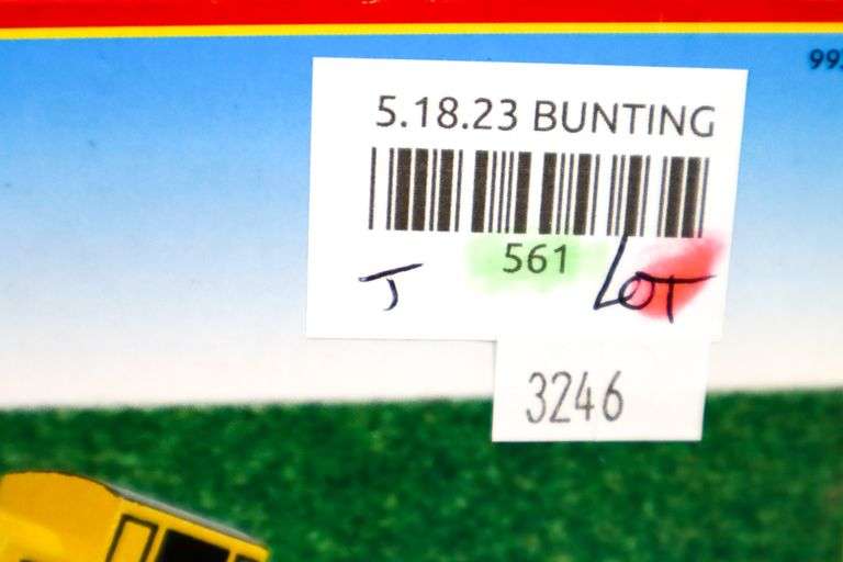 Thomas & Friends Train Set includes Drawbridge, Rail Crossing, Harold ...