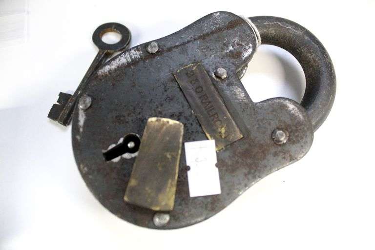 B&O Railroad lock , with key , Modern reproduction - Bunting Online ...