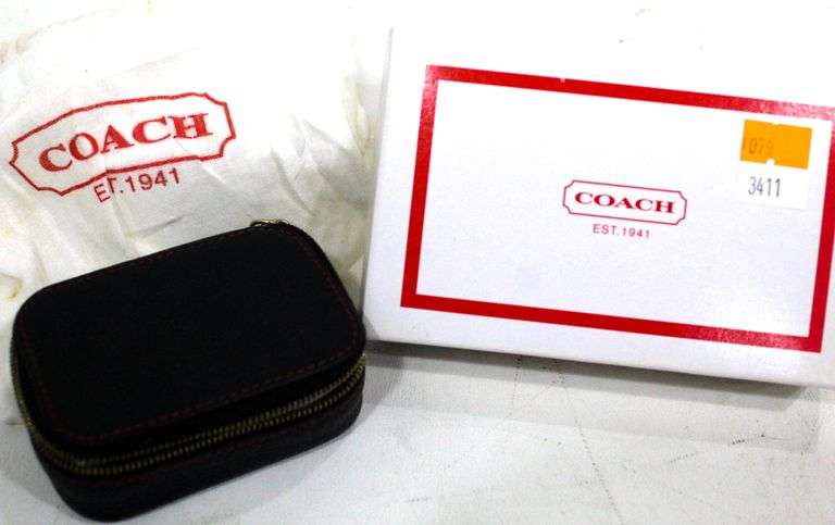 COACH Cross Grain Leather Triple Pill Bottle Box in Black - Bunting ...