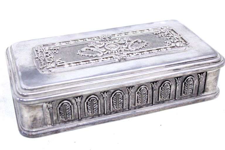 1960s Cast Plated Dresser Box by Foremon of England / 8” x 4 1/4” x 2 ...