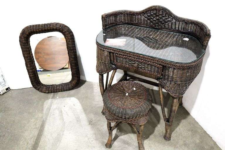 Vintage Wicker Vanity Table/Desk 33 x 18 x 38, Mirror and Stool ...
