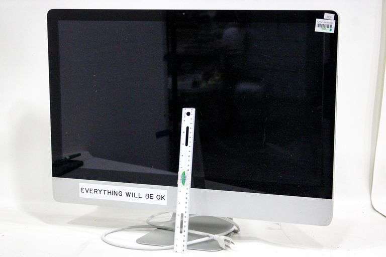 Apple I-Mac Computer. Model No. A1312 100 - Serial No. D25GX42FDHJP ...