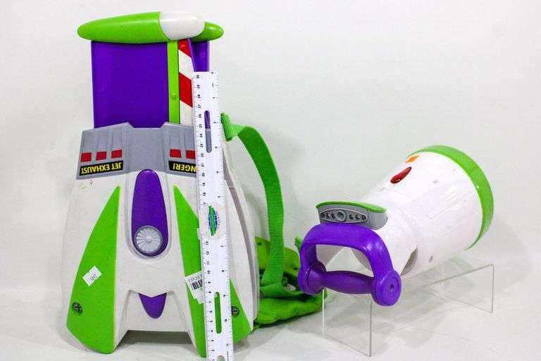 Toy Story 3 Buzz Lightyear Deluxe Action Wing Pack - Bunting Online ...