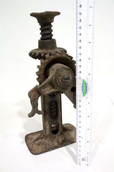 Antique Car Screw Jack Steampunk Farm Antique Barn Tractor Cast Iron ...