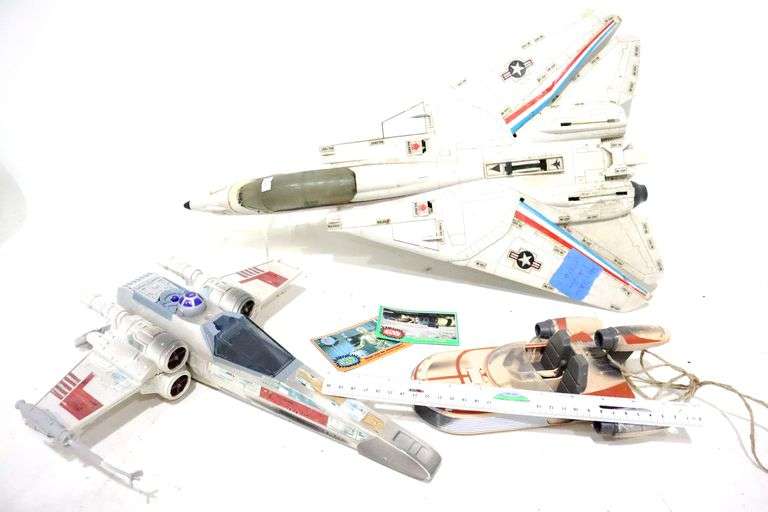 1983 Hasbro GI Joe Sky Striker, Star Wars X-wing Fighter Ship and a ...