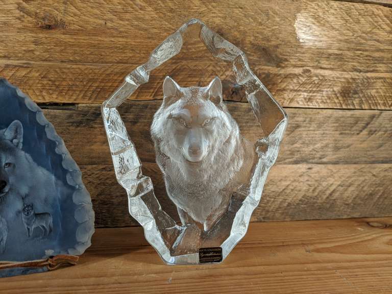 ETCHED CRYSTAL GLASS WOLF BY MATS JONASSON (COLLECTOR GRADE ITEM) AND ...
