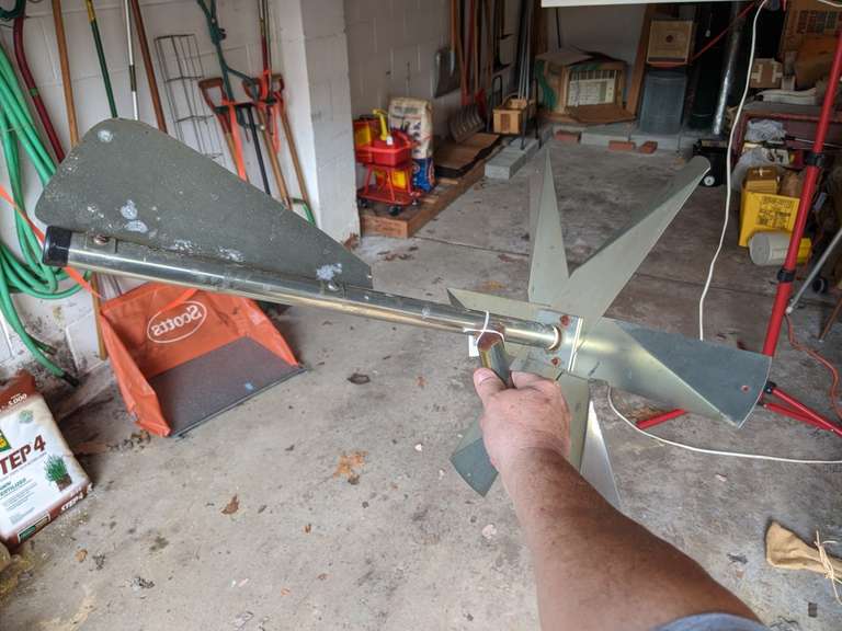 2 METAL WIND VANE - Bid On Estates Auction Services
