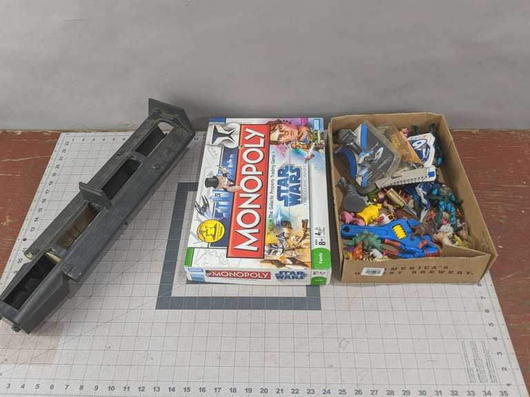 STAR WARS MONOPOLY AND MIXED ACTION FIGURES - Bid On Estates Auction ...
