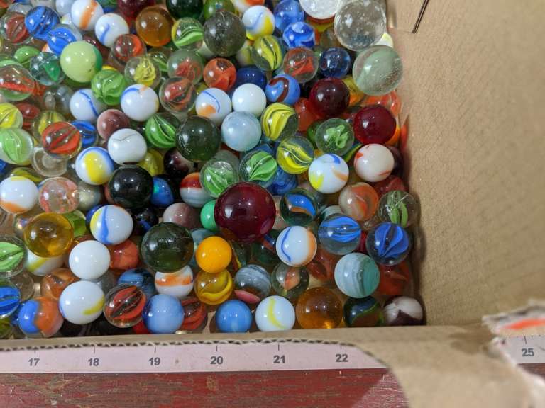 BOX OF VINTAGE MARBLES - Bid On Estates Auction Services