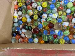 BOX OF VINTAGE MARBLES - Bid On Estates Auction Services