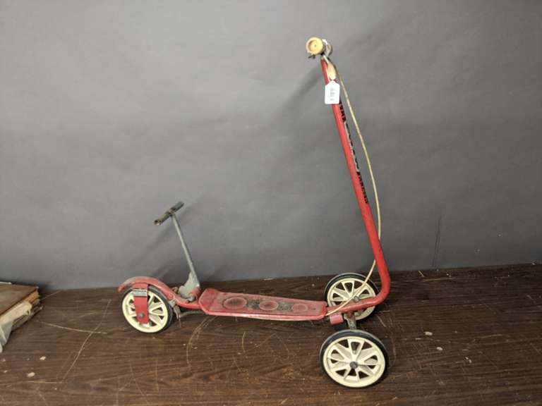 Honda Kick 'N Go Scooter - Bid On Estates Auction Services