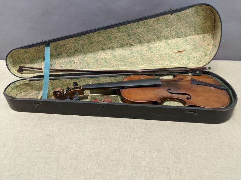 Antique Violin. Interior Label reads Made in Berlin, Special Copy of antonius stradivarius - Bid ...