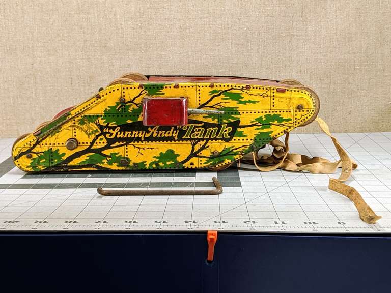 Tin Toy Tank. Sunny Andy by Wolverine of Pittsburgh, Pa - Bid On ...