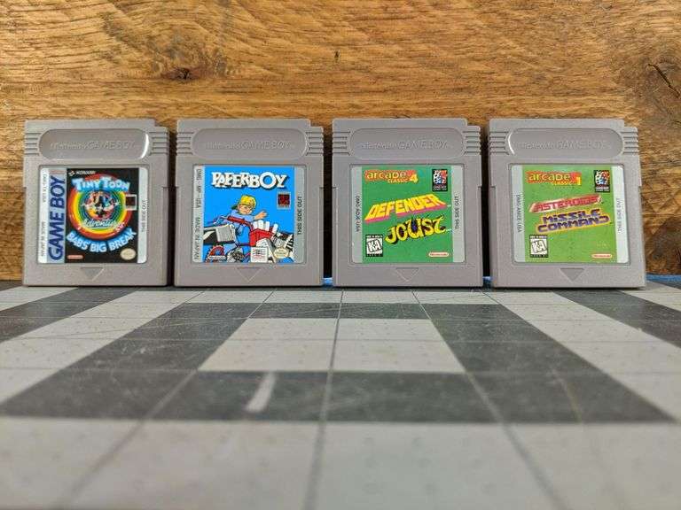 Gameboy: 4 Games. Tiny Toons Babs Big Break, Paperboy, Arcade Classic 1 ...
