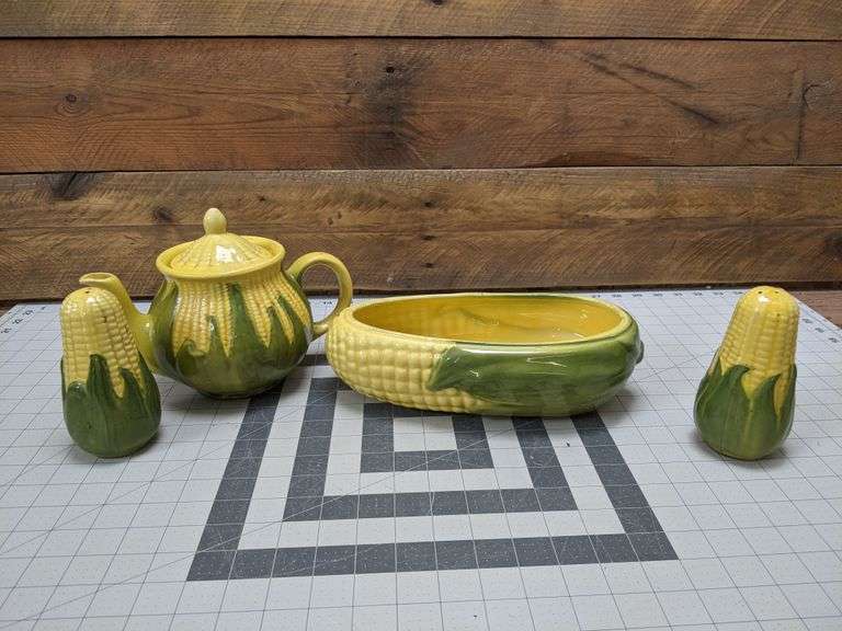Shawnee Corn Pottery - Bid On Estates