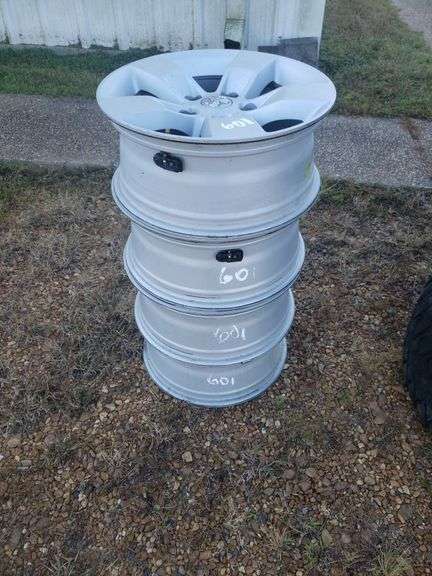 Dodge Rims with Sensors (4) - Bonnette Auctions