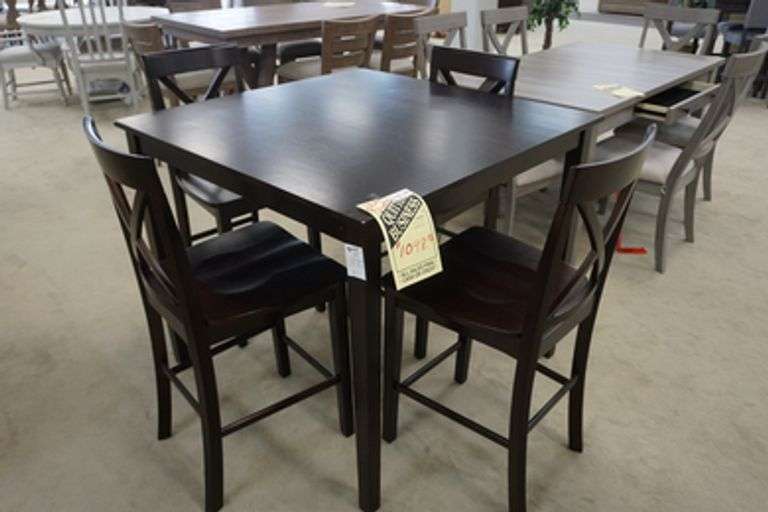Crown Mark Table with 4 Side Chairs (5pc) - Bonnette Auctions