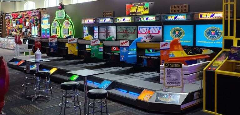 Sega Indy 500 Racing Game - Bonnette Auctions