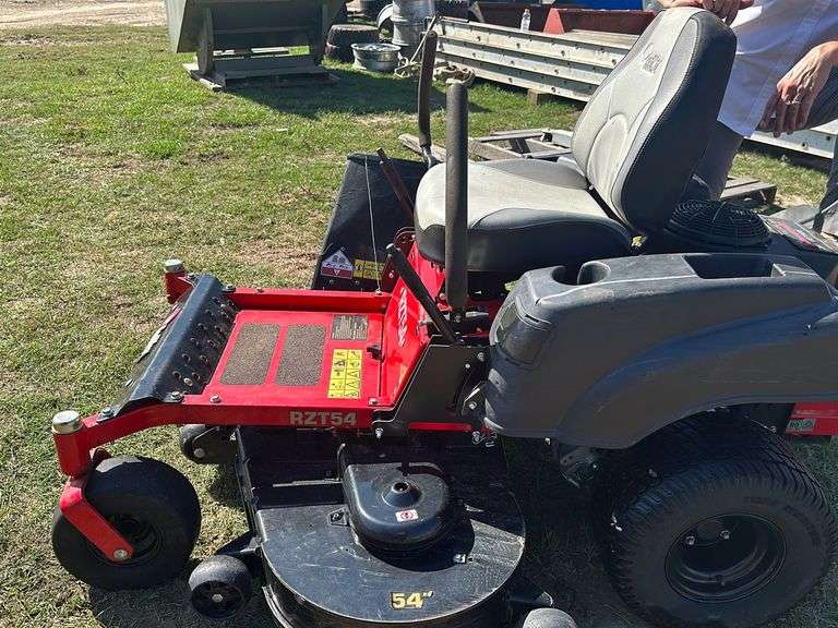 RedMax RZT54 Mower - Bonnette Auctions