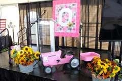 Pink International Harvester Pedal Tractor - Breeders World