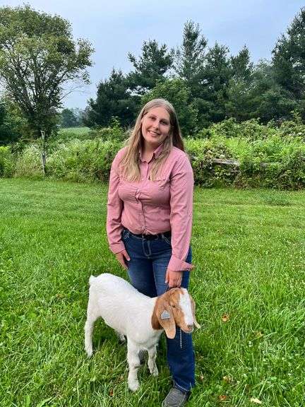 Cheyanne Coffman South Central FFA - Breeders World
