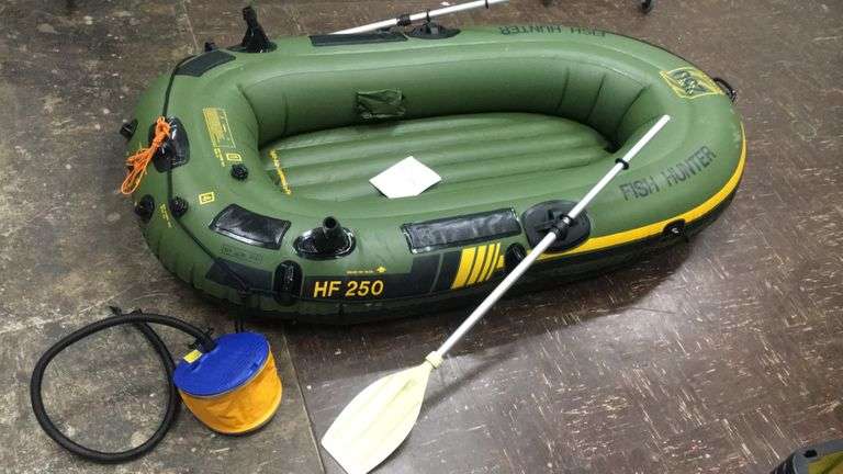 Sevylor HF 250 Fish Hunter inflatable 2-person raft. With foot pump, (2 ...
