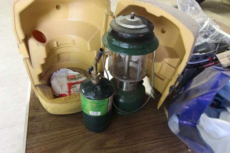 Tabletop lot of Coleman lantern with case, propane torch, Weller ...