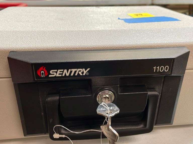 Sentry 1100 Firebox with 2 Keys - byceonline.com Auctions & Real Estate