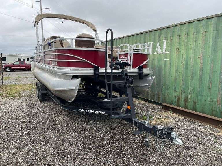 2018 Suntracker FB20 Pontoon, 2018 Mercury 60HP Outboard Motor & 2018 ...