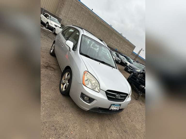 2007 KIA Rondo - Cedar Towing & Auction