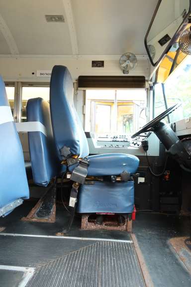 2003 BlueBird International 3800 W/ DT466E - CIS Auctions