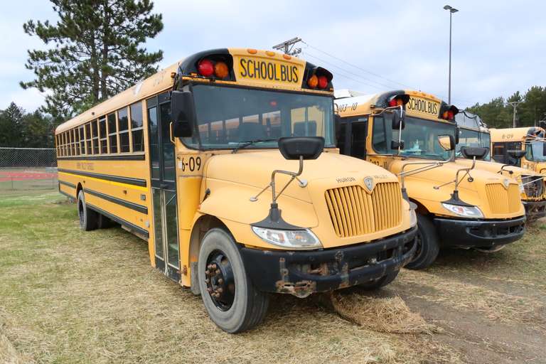 2009 IC CE300 W/ MaxxForce DT - CIS Auctions