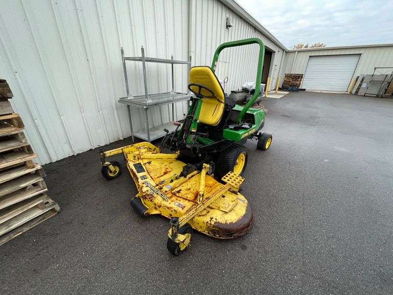 JOHN DEERE F925 TRACTOR - CIS Auctions
