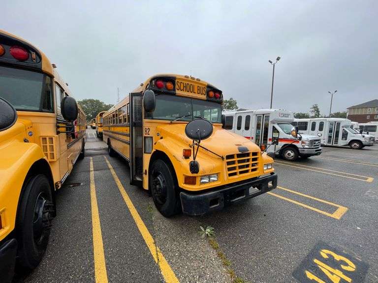 2007 BLUE BIRD VISION E/ CAT C-7 - CIS Auctions