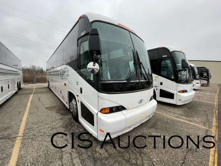 2009 MCI J4500 W/ CUMMINS ISM - CIS Auctions