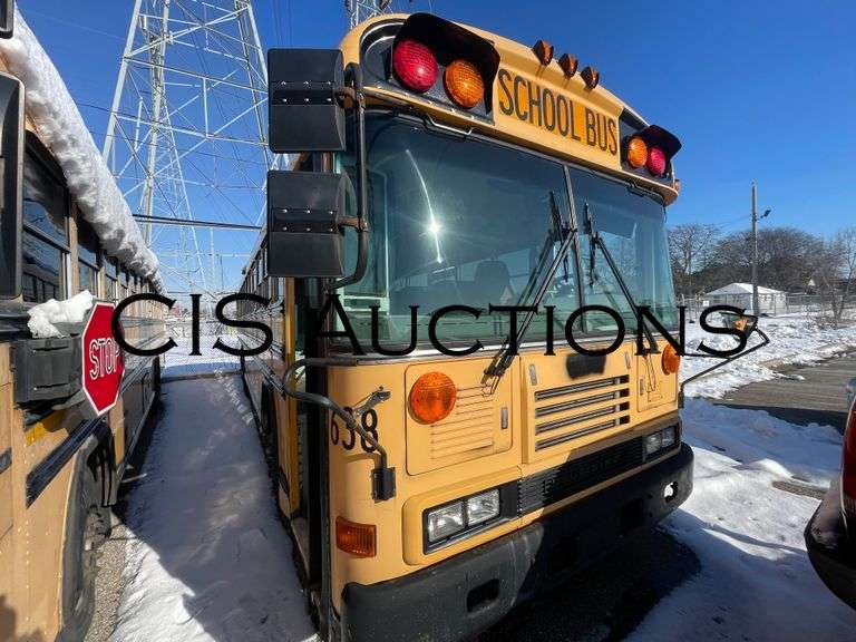 2007 BLUE BIRD ALL AMERICAN W/ 7.2L CAT - CIS Auctions