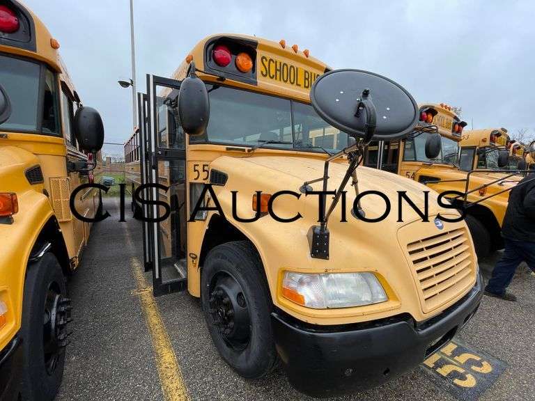 2011 BLUE BIRD VISION W/CUMMINS 6.7L - CIS Auctions