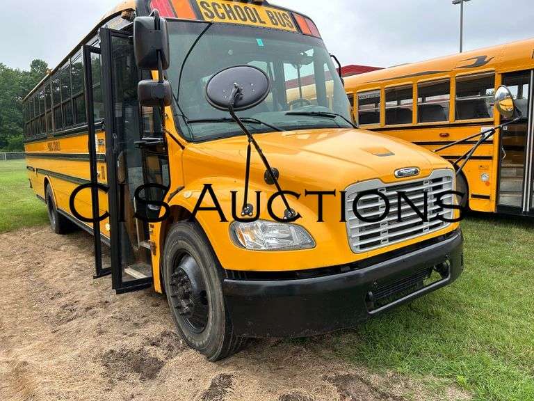 2007 THOMAS C2 W/ MERCEDES - CIS Auctions