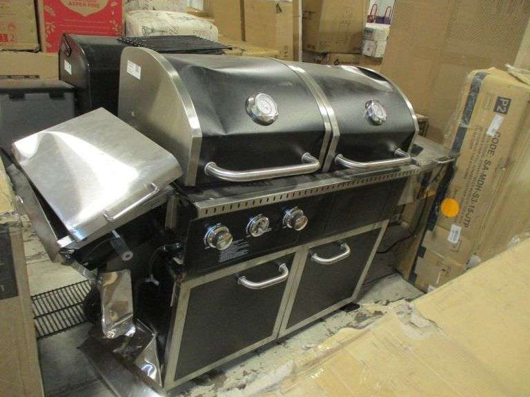 Damaged Grill - Prime Time Auctions, Inc.