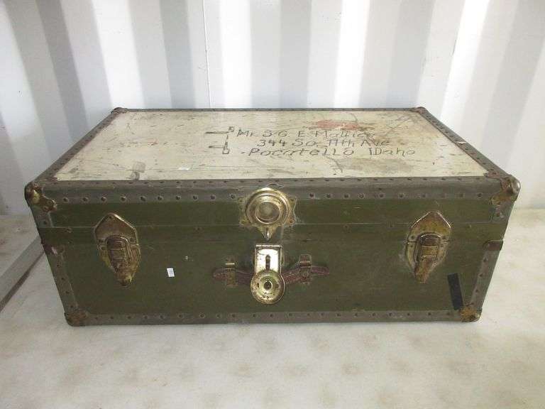 Military Trunk - Prime Time Auctions, Inc.
