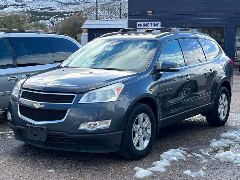 2011 Chevrolet Traverse 2LT - Prime Time Auctions, Inc.