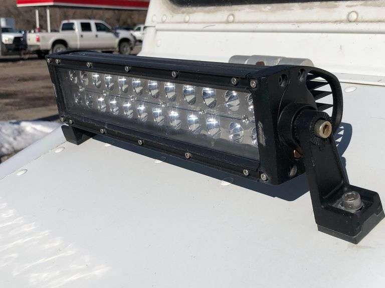 1998 GMC P30 Forward Control Chassis - Prime Time Auctions, Inc.